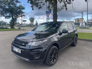 Black Land Rover Discovery Sport 2019 in Riga, with an engine capacity of 2.00 L and mileage of 201 thousand km for 12990 €, photo 8 on AUTOMOTO.COM.LV