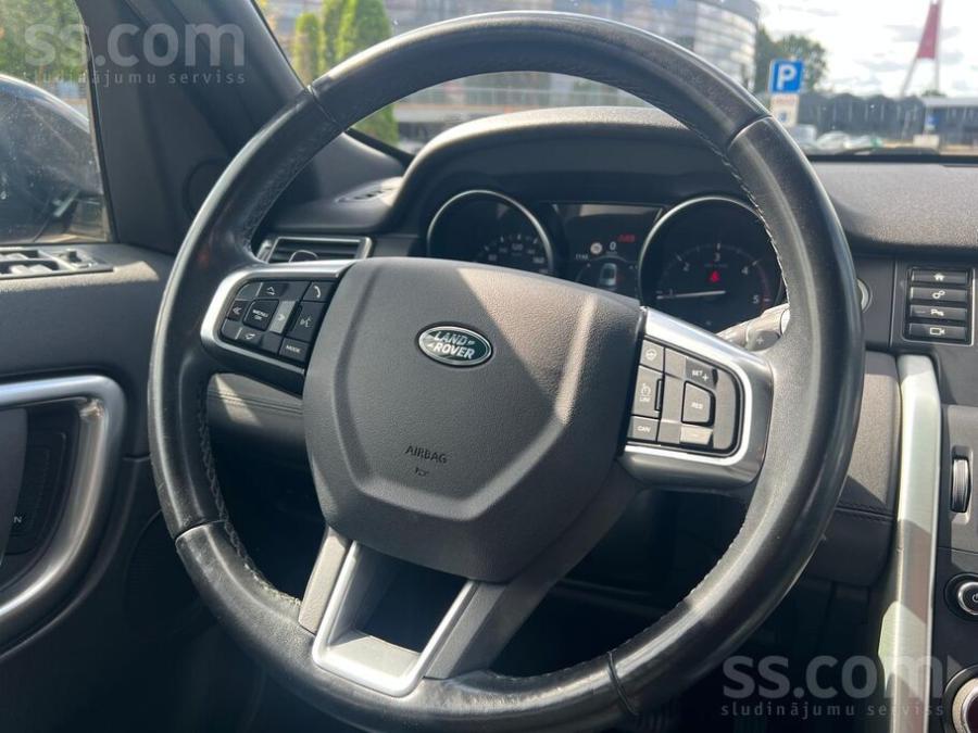 Black Land Rover Discovery Sport 2019 in Riga, with an engine capacity of 2.00 L and mileage of 201 thousand km for 12990 €, photo 20 on AUTOMOTO.COM.LV