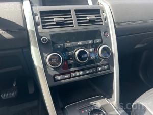 Black Land Rover Discovery Sport 2019 in Riga, with an engine capacity of 2.00 L and mileage of 201 thousand km for 11990 €, photo 21 on AUTOMOTO.COM.LV