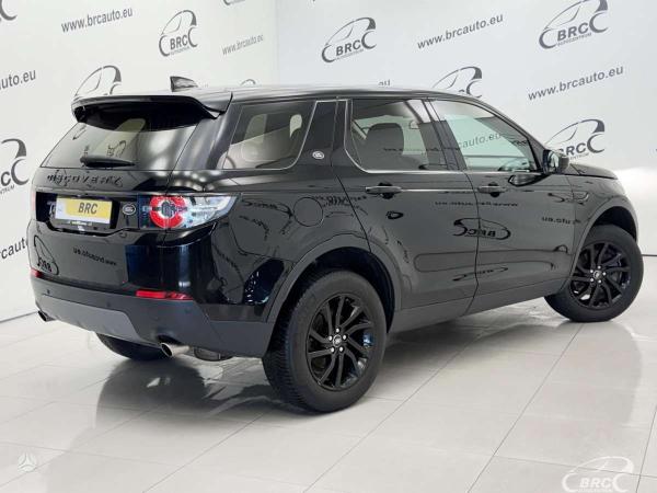 Black Land Rover Discovery Sport 2019 in Vilnius, with an engine capacity of 2.00 L and mileage of 193 thousand km for 9900 €, photo 3 on AUTOMOTO.COM.LV
