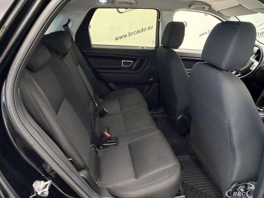 Black Land Rover Discovery Sport 2019 in Vilnius, with an engine capacity of 2.00 L and mileage of 193 thousand km for 9900 €, photo 12 on AUTOMOTO.COM.LV