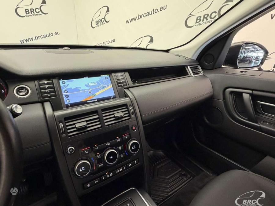 Black Land Rover Discovery Sport 2019 in Vilnius, with an engine capacity of 2.00 L and mileage of 193 thousand km for 9900 €, photo 27 on AUTOMOTO.COM.LV