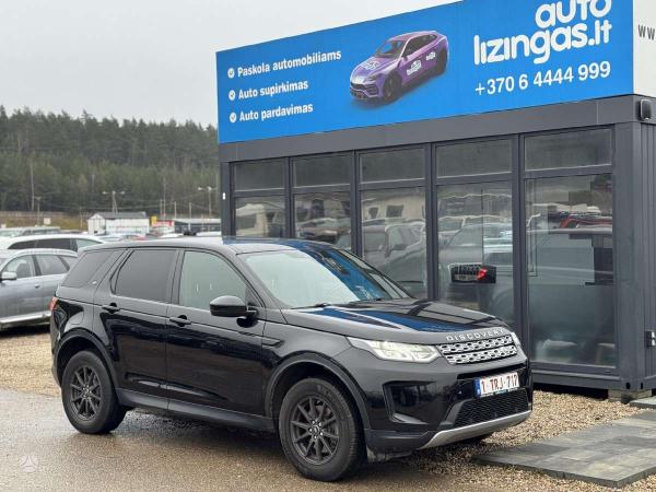 Black Land Rover Discovery Sport 2020 in Vilnius, with an engine capacity of 2.00 L and mileage of 130 thousand km for 15650 €, photo 2 on AUTOMOTO.COM.LV