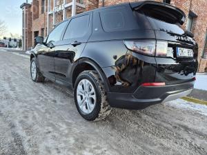 Black Land Rover Discovery Sport 2020 in Jurmala, with an engine capacity of 2.00 L and mileage of 97 thousand km for 19300 €, photo 6 on AUTOMOTO.COM.LV