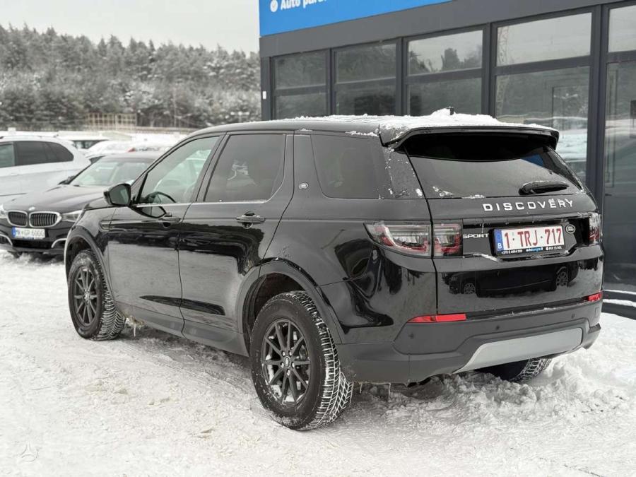 Melns Land Rover Discovery Sport 2020 Viļņa, ar dzinēja tilpumu 2.00 L un nobraukumu 130 tūkst. km par 14950 €, foto 3 vietnē AUTOMOTO.COM.LV