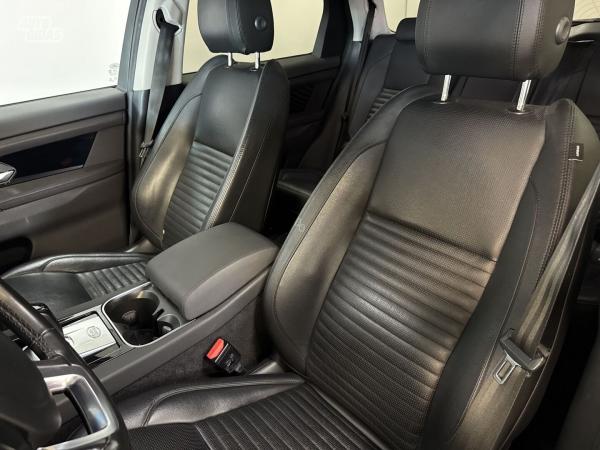 Черный Ленд Ровер Discovery Sport 2020 в Вильнюс, объемом двигателя 2.00 л и пробегом 122 тыс. км за 19990 €, фото 10 на AUTOMOTO.COM.LV