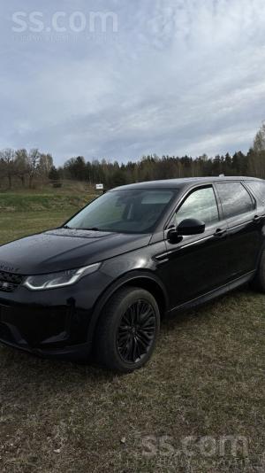 Melns Land Rover Discovery Sport 2020 Madona, ar dzinēja tilpumu 2.00 L un nobraukumu 76 tūkst. km par 22500 €, foto  vietnē AUTOMOTO.COM.LV