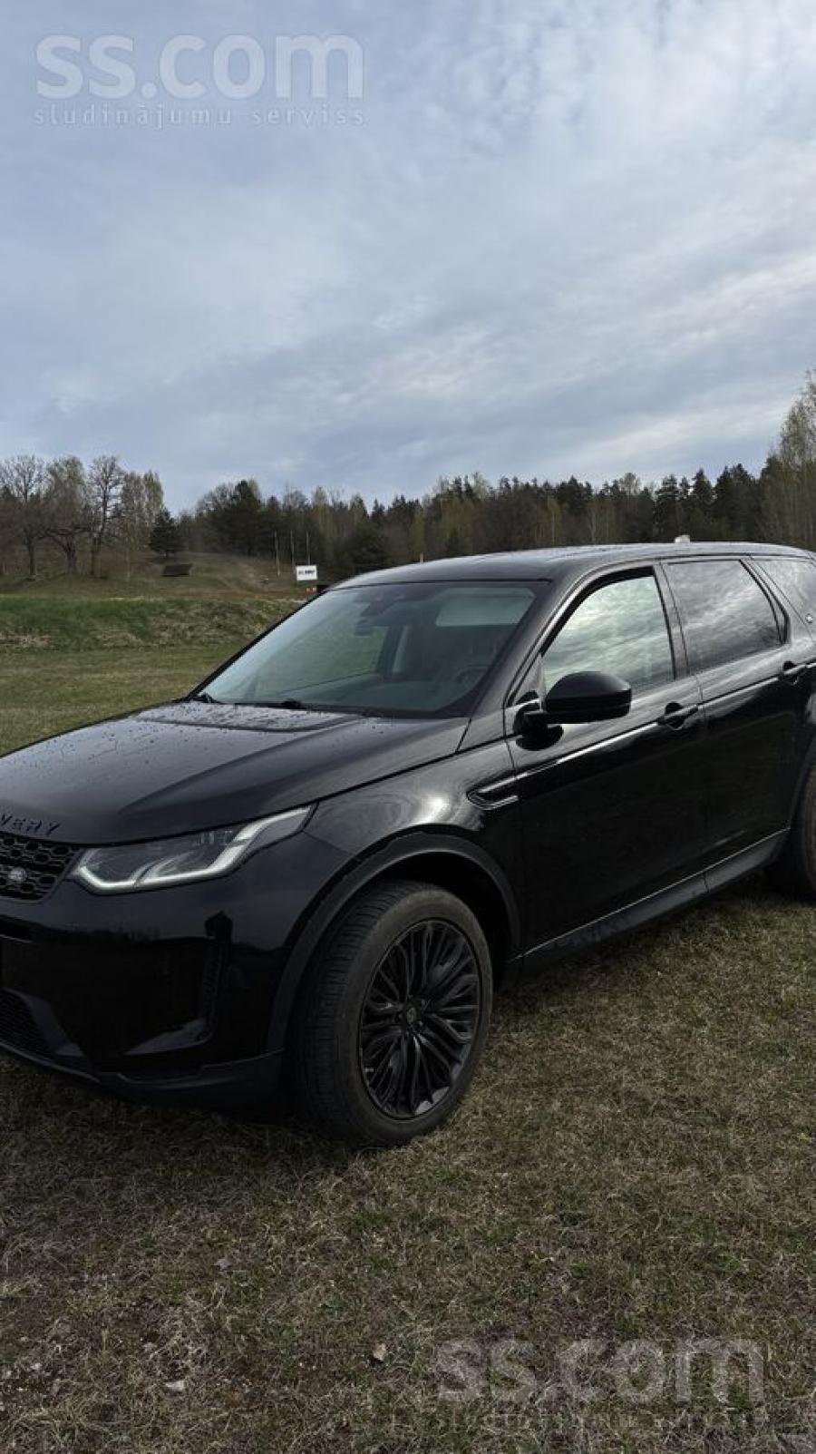 Черный Ленд Ровер Discovery Sport 2020 в Мадона, объемом двигателя 2.00 л и пробегом 76 тыс. км за 22500 €, фото 1 на AUTOMOTO.COM.LV