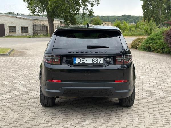 Melns Land Rover Discovery Sport 2020 Madona, ar dzinēja tilpumu 2.00 L un nobraukumu 80 tūkst. km par 19900 €, foto 4 vietnē AUTOMOTO.COM.LV