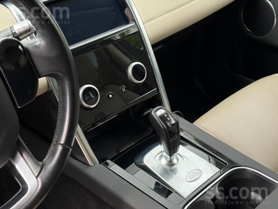 Черный Ленд Ровер Discovery Sport 2020 в Мадона, объемом двигателя 2.00 л и пробегом 80 тыс. км за 19900 €, фото 12 на AUTOMOTO.COM.LV