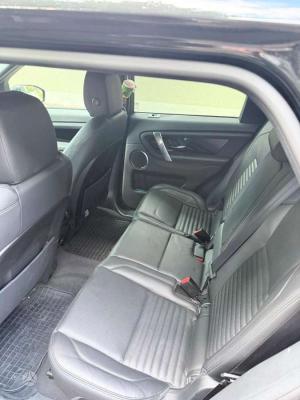 Melns Land Rover Discovery Sport 2020 Viļņa, ar dzinēja tilpumu 2.00 L un nobraukumu 87 tūkst. km par 20900 €, foto 14 vietnē AUTOMOTO.COM.LV