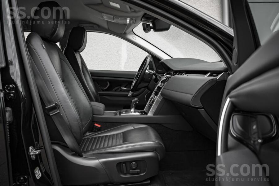 Melns Land Rover Discovery Sport 2020 Rīga, ar dzinēja tilpumu 2.00 L un nobraukumu 129 tūkst. km par 15990 €, foto 12 vietnē AUTOMOTO.COM.LV