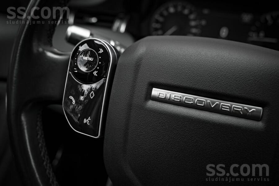 Melns Land Rover Discovery Sport 2020 Rīga, ar dzinēja tilpumu 2.00 L un nobraukumu 129 tūkst. km par 15990 €, foto 18 vietnē AUTOMOTO.COM.LV