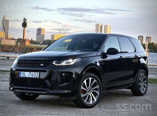 Black Land Rover Discovery Sport 2021 in Riga, with an engine capacity of 2.00 L and mileage of 166 thousand km for 26650 €, photo 2 on AUTOMOTO.COM.LV