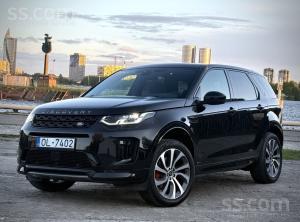 Black Land Rover Discovery Sport 2021 in Riga, with an engine capacity of 2.00 L and mileage of 166 thousand km for 26650 €, photo 3 on AUTOMOTO.COM.LV