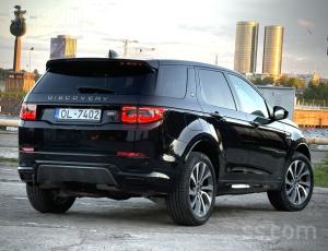 Black Land Rover Discovery Sport 2021 in Riga, with an engine capacity of 2.00 L and mileage of 166 thousand km for 26650 €, photo 5 on AUTOMOTO.COM.LV