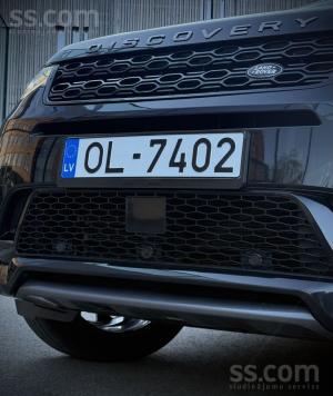 Black Land Rover Discovery Sport 2021 in Riga, with an engine capacity of 2.00 L and mileage of 166 thousand km for 26650 €, photo 6 on AUTOMOTO.COM.LV