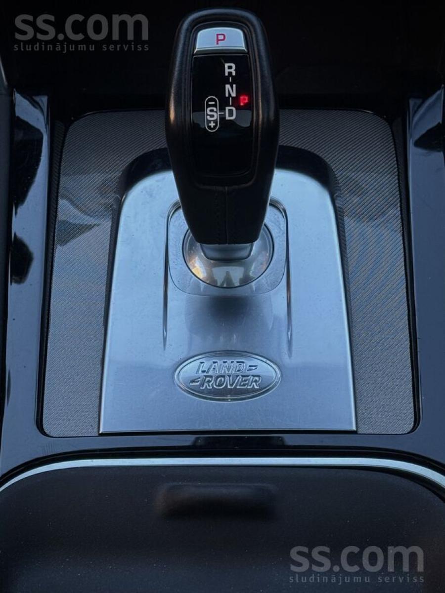 Melns Land Rover Discovery Sport 2021 Rīga, ar dzinēja tilpumu 2.00 L un nobraukumu 166 tūkst. km par 23700 €, foto 21 vietnē AUTOMOTO.COM.LV