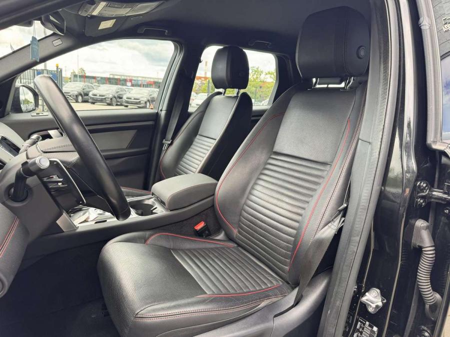 Melns Land Rover Discovery Sport 2021 Kauņa, ar dzinēja tilpumu 1.50 L un nobraukumu 189 tūkst. km par 23900 €, foto 10 vietnē AUTOMOTO.COM.LV