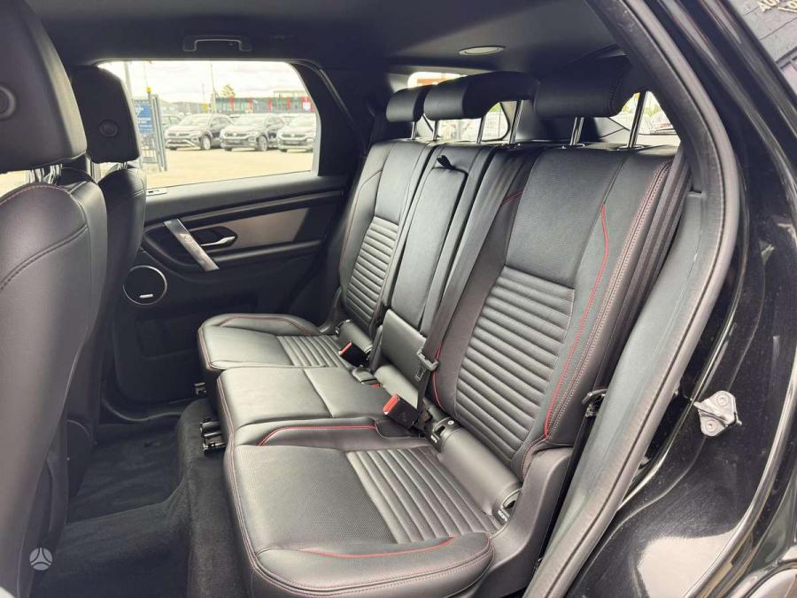 Melns Land Rover Discovery Sport 2021 Kauņa, ar dzinēja tilpumu 1.50 L un nobraukumu 189 tūkst. km par 23900 €, foto 13 vietnē AUTOMOTO.COM.LV