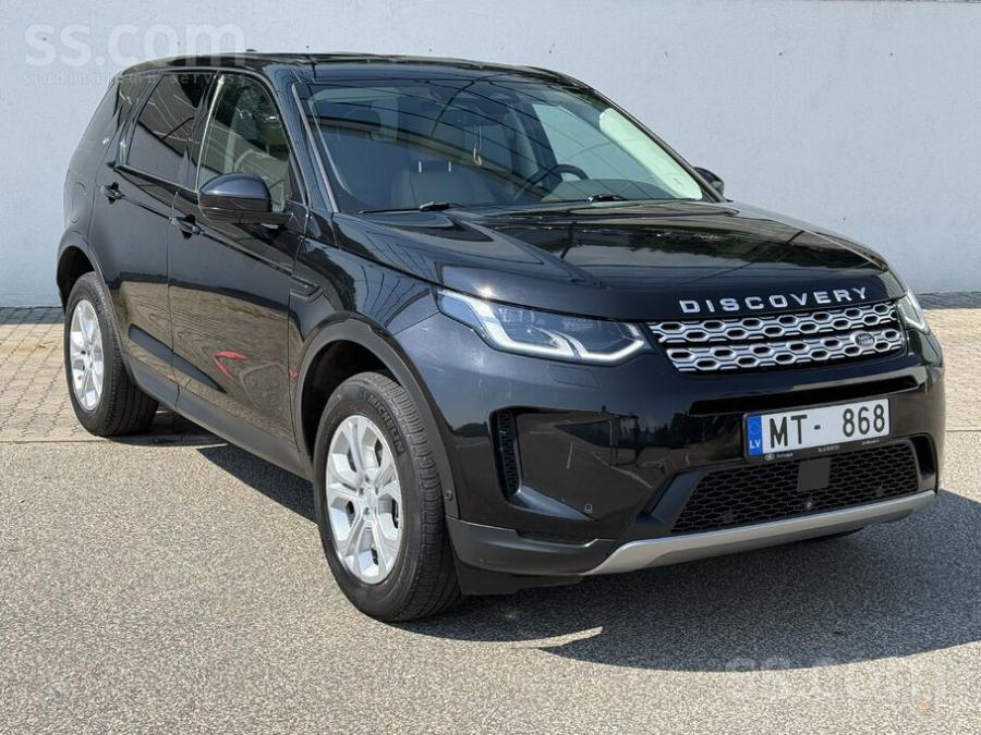 Black Land Rover Discovery Sport 2021 in Riga, with an engine capacity of 2.00 L and mileage of 0 thousand km for 30000 €, photo 3 on AUTOMOTO.COM.LV
