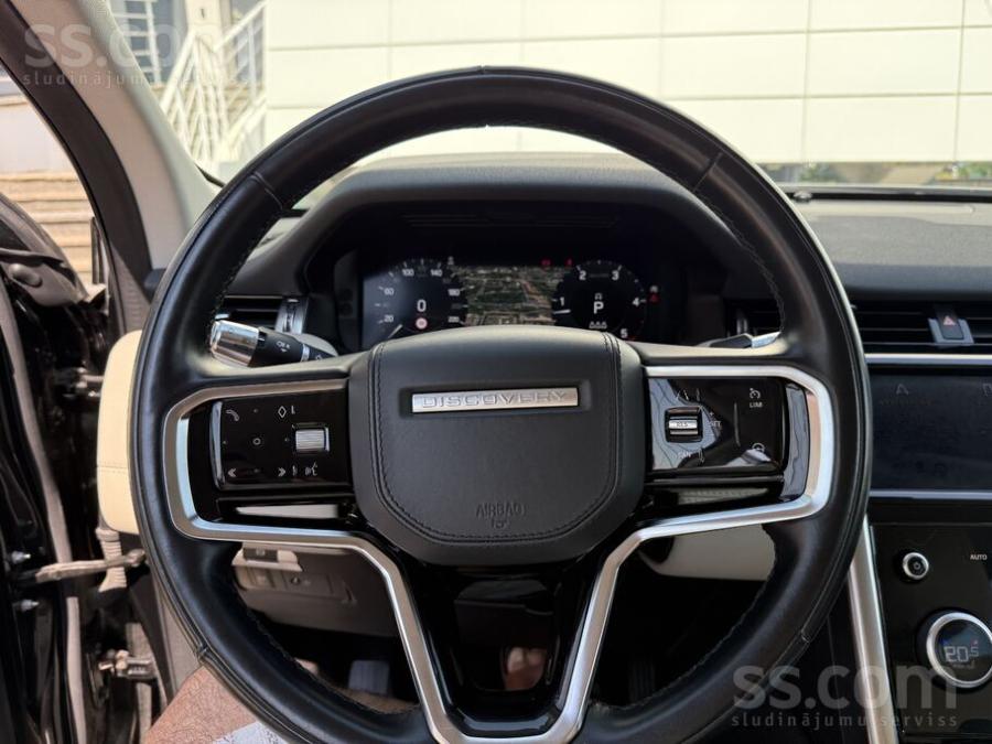 Black Land Rover Discovery Sport 2021 in Riga, with an engine capacity of 2.00 L and mileage of 0 thousand km for 30000 €, photo 13 on AUTOMOTO.COM.LV