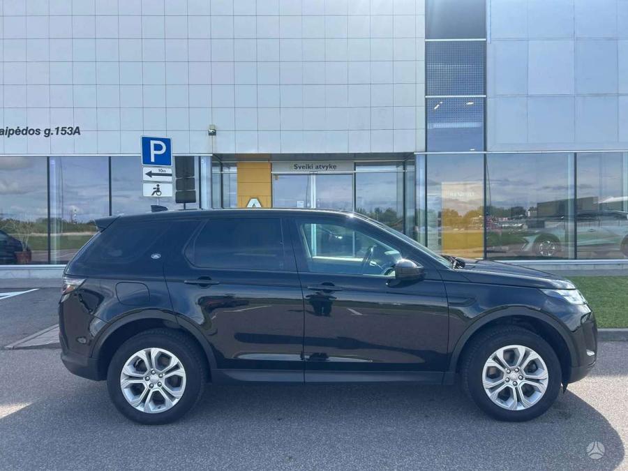 Melns Land Rover Discovery Sport 2021 Panevēža, ar dzinēja tilpumu 2.00 L un nobraukumu 125 tūkst. km par 15900 €, foto 3 vietnē AUTOMOTO.COM.LV