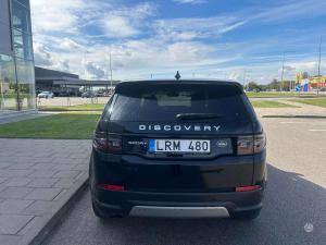 Melns Land Rover Discovery Sport 2021 Panevēža, ar dzinēja tilpumu 2.00 L un nobraukumu 125 tūkst. km par 15900 €, foto 5 vietnē AUTOMOTO.COM.LV