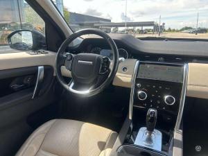 Melns Land Rover Discovery Sport 2021 Panevēža, ar dzinēja tilpumu 2.00 L un nobraukumu 125 tūkst. km par 15900 €, foto 13 vietnē AUTOMOTO.COM.LV