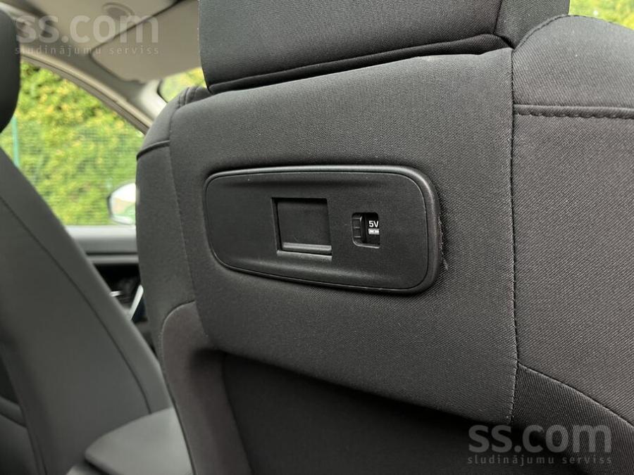 Черный Ленд Ровер Discovery Sport 2021 в Елгава, объемом двигателя 2.00 л и пробегом 188 тыс. км за 14990 €, фото 10 на AUTOMOTO.COM.LV