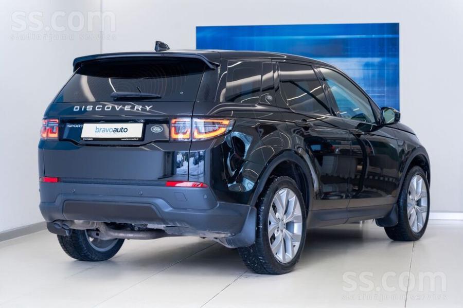 Черный Ленд Ровер Discovery Sport 2023 в Рига, объемом двигателя 2.00 л и пробегом 85 тыс. км за 28990 €, фото 4 на AUTOMOTO.COM.LV
