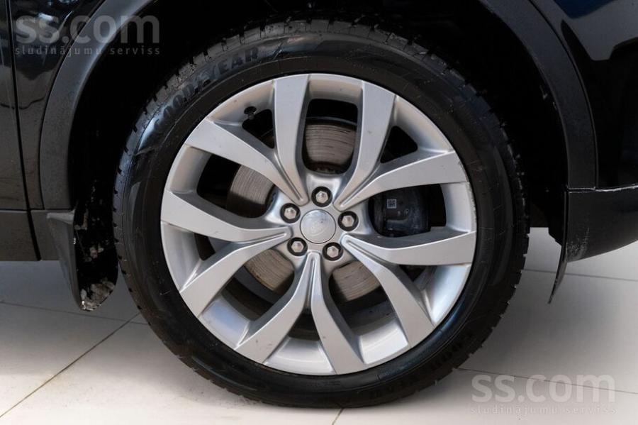 Черный Ленд Ровер Discovery Sport 2023 в Рига, объемом двигателя 2.00 л и пробегом 85 тыс. км за 28990 €, фото 6 на AUTOMOTO.COM.LV