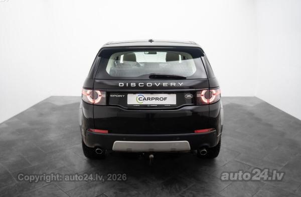 Black Land Rover Discovery Sport 2016 in Tallinn, with an engine capacity of 2.00 L and mileage of 170 thousand km for 13999 €, photo 5 on AUTOMOTO.COM.LV