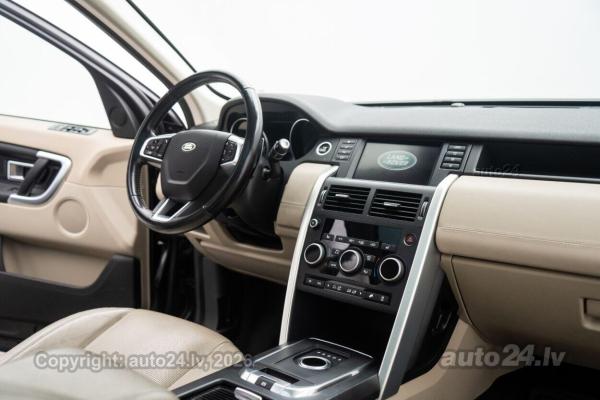Melns Land Rover Discovery Sport 2016 Tallina, ar dzinēja tilpumu 2.00 L un nobraukumu 170 tūkst. km par 13999 €, foto 11 vietnē AUTOMOTO.COM.LV