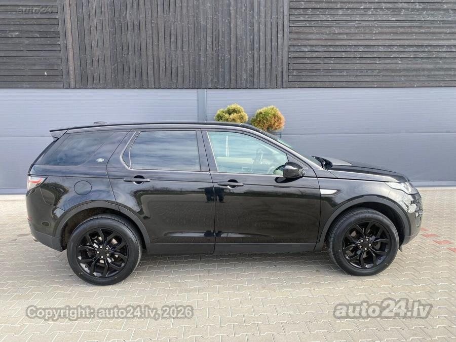 Melns Land Rover Discovery Sport 2015 Rīga, ar dzinēja tilpumu 2.20 L un nobraukumu 178 tūkst. km par 12750 €, foto 4 vietnē AUTOMOTO.COM.LV