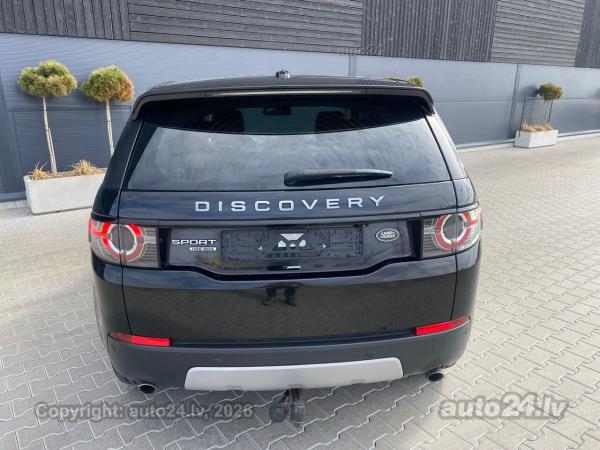 Melns Land Rover Discovery Sport 2015 Rīga, ar dzinēja tilpumu 2.20 L un nobraukumu 178 tūkst. km par 12750 €, foto 5 vietnē AUTOMOTO.COM.LV