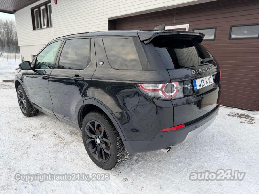 Melns Land Rover Discovery Sport 2017 Veru, ar dzinēja tilpumu 2.00 L un nobraukumu 202 tūkst. km par 11490 €, foto 15 vietnē AUTOMOTO.COM.LV