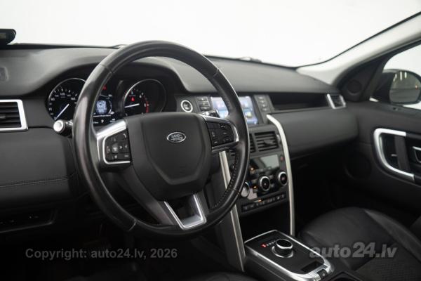 Melns Land Rover Discovery Sport 2017 Tallina, ar dzinēja tilpumu 2.00 L un nobraukumu 228 tūkst. km par 10999 €, foto 8 vietnē AUTOMOTO.COM.LV