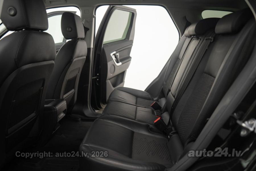 Melns Land Rover Discovery Sport 2017 Tallina, ar dzinēja tilpumu 2.00 L un nobraukumu 228 tūkst. km par 10999 €, foto 11 vietnē AUTOMOTO.COM.LV