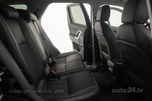 Melns Land Rover Discovery Sport 2017 Tallina, ar dzinēja tilpumu 2.00 L un nobraukumu 228 tūkst. km par 10999 €, foto 12 vietnē AUTOMOTO.COM.LV