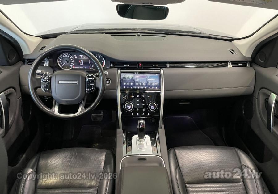 Melns Land Rover Discovery Sport 2020 Tallina, ar dzinēja tilpumu 2.00 L un nobraukumu 180 tūkst. km par 19990 €, foto 8 vietnē AUTOMOTO.COM.LV