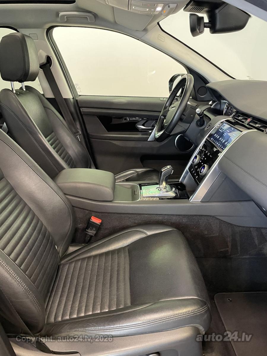 Melns Land Rover Discovery Sport 2020 Tallina, ar dzinēja tilpumu 2.00 L un nobraukumu 180 tūkst. km par 19990 €, foto 9 vietnē AUTOMOTO.COM.LV
