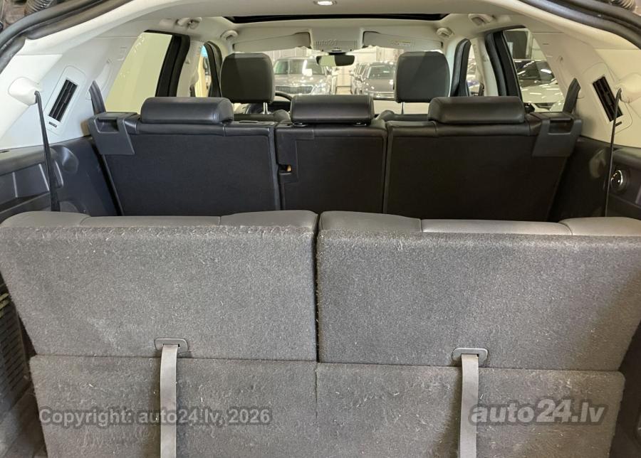 Melns Land Rover Discovery Sport 2020 Tallina, ar dzinēja tilpumu 2.00 L un nobraukumu 180 tūkst. km par 19990 €, foto 18 vietnē AUTOMOTO.COM.LV