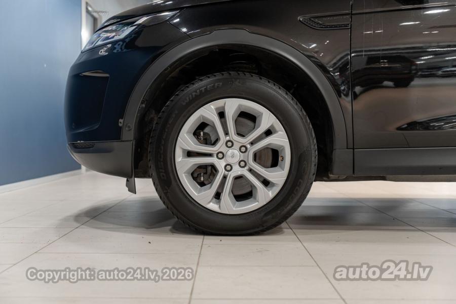 Melns Land Rover Discovery Sport 2021 Tallina, ar dzinēja tilpumu 2.00 L un nobraukumu 116 tūkst. km par 27990 €, foto 15 vietnē AUTOMOTO.COM.LV