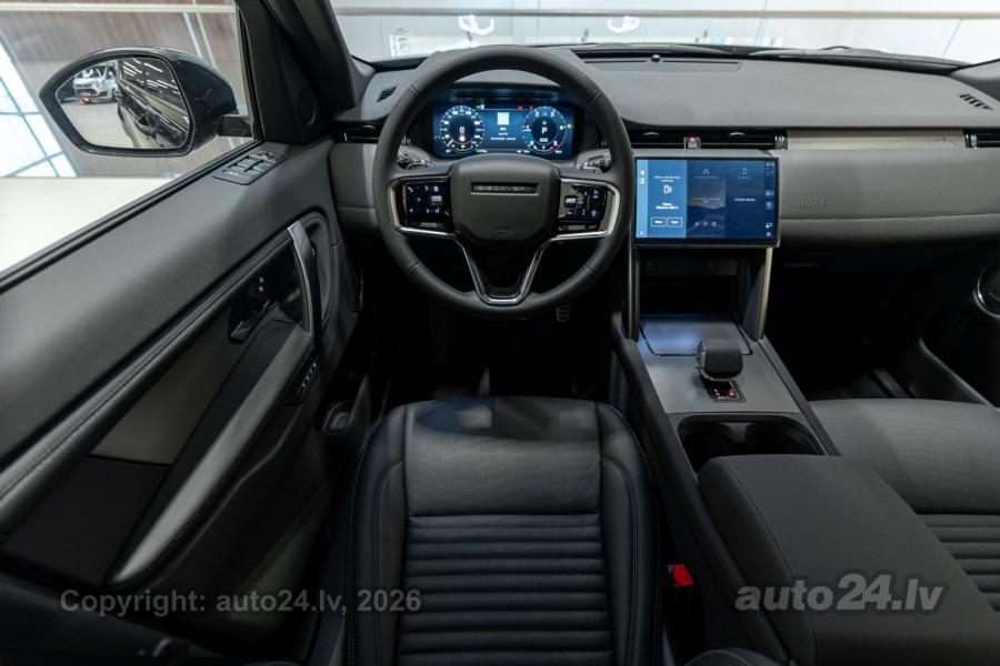 Black Land Rover Discovery Sport 2026 in Tallinn, with an engine capacity of 2.00 L and mileage of 0 thousand km for 64400 €, photo 11 on AUTOMOTO.COM.LV