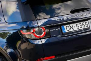 Blue Land Rover Discovery Sport 2016 in Jelgava, with an engine capacity of 2.00 L and mileage of 187 thousand km for 11990 €, photo 7 on AUTOMOTO.COM.LV