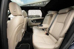 Blue Land Rover Discovery Sport 2016 in Jelgava, with an engine capacity of 2.00 L and mileage of 187 thousand km for 11990 €, photo 15 on AUTOMOTO.COM.LV
