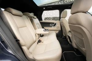 Blue Land Rover Discovery Sport 2016 in Jelgava, with an engine capacity of 2.00 L and mileage of 187 thousand km for 11990 €, photo 19 on AUTOMOTO.COM.LV