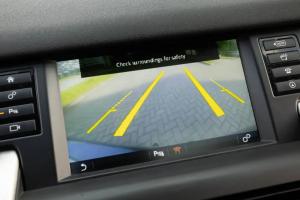 Blue Land Rover Discovery Sport 2016 in Jelgava, with an engine capacity of 2.00 L and mileage of 187 thousand km for 11990 €, photo 27 on AUTOMOTO.COM.LV