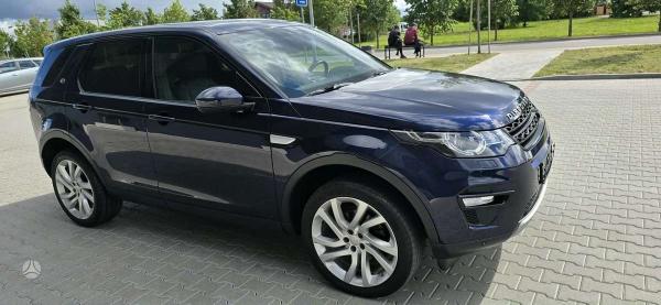 Blue Land Rover Discovery Sport 2016 in Siauliai, with an engine capacity of 2.18 L and mileage of 175 thousand km for 11950 €, photo 2 on AUTOMOTO.COM.LV